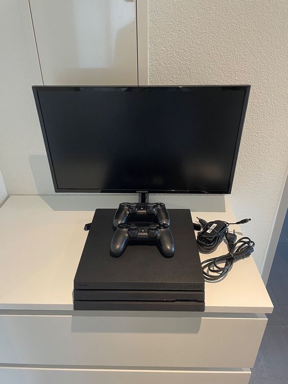 Playstation 4 Pro 1tb + Games + Monitor | Kaufen auf Ricardo