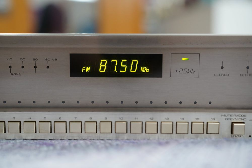 Benytone X-Calibre MA-4000 Stereo Tuner (Gebraucht) in Kollbrunn für CHF 50 – mit Lieferung auf ...