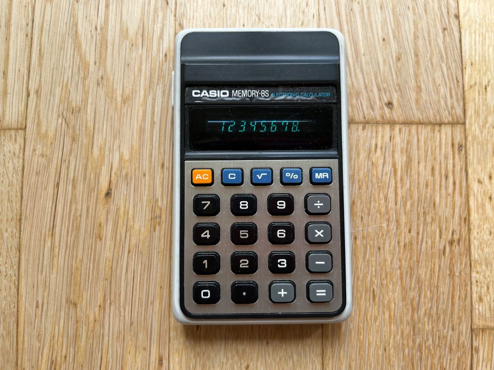 CASIO MEMORY-8S Vintage / Retro Taschenrechner 1974/1975 (Gebraucht) in Basel für CHF 20 – mit ...