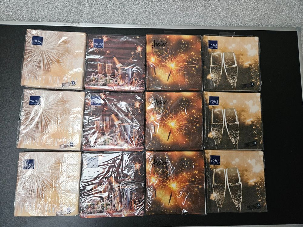 Neu - Servietten - Weihnachten - 12 Packungen - 33cm x 33cm (Neu und ...