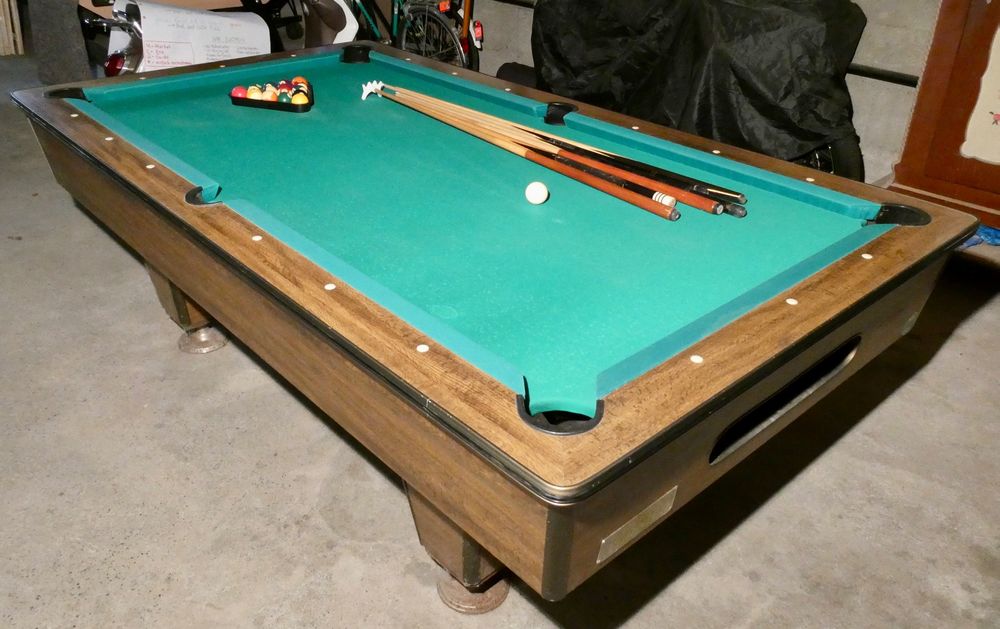 Pool-Billard Tisch Monza Turnier mit Hängelampe (Gebraucht) in ...