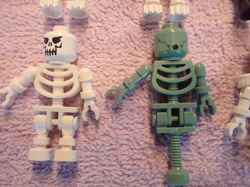 8 schöne komplette Lego SKELETT Männchen Figuren System | Acheter sur ...