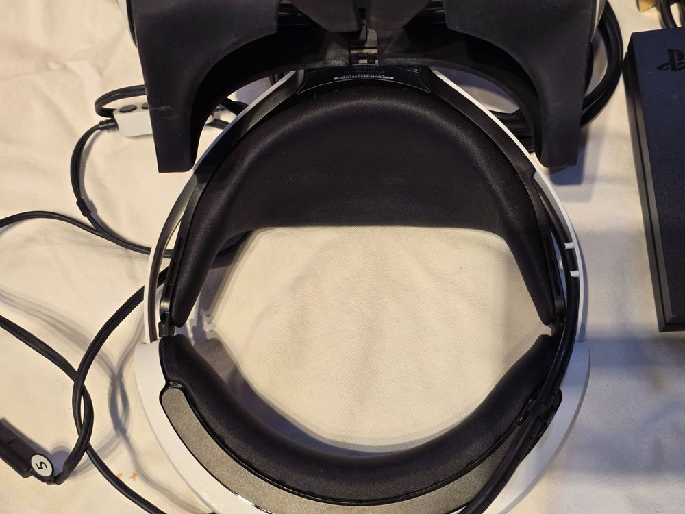 PlayStation VR version 1 avec tous les câbles (D'occasion) à versoix ...