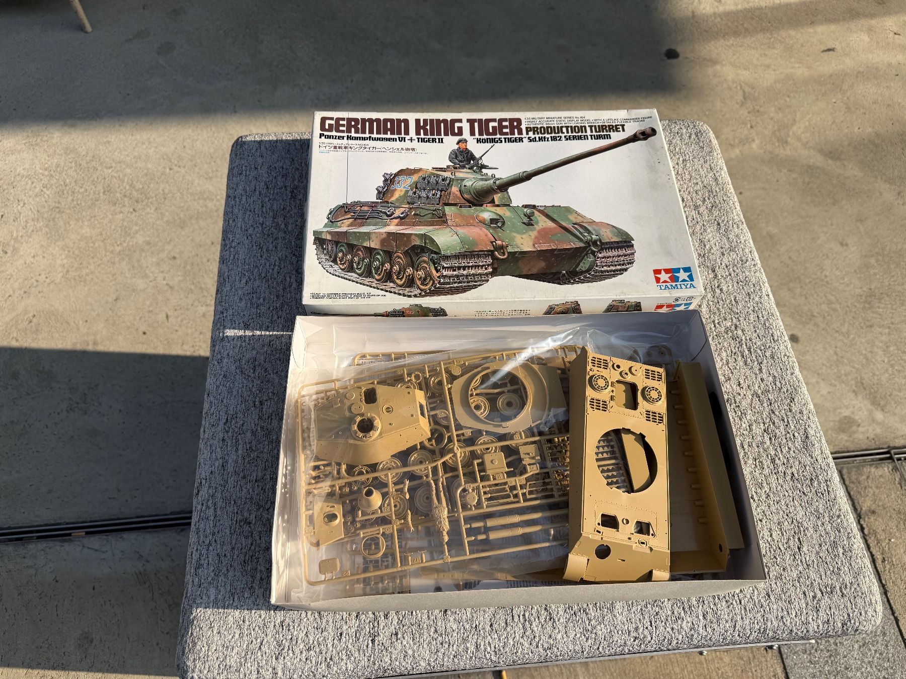 Tamiya 1:35 King tiger 35164 Tank Panzer Bausatz (Nuovo (secondo la ...