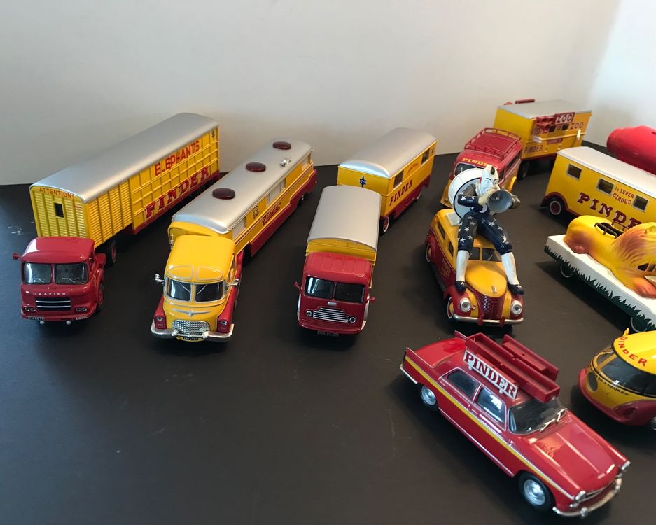 Voiture de collection 1/43 ème CIRQUE PINDER 12 pièces (Gebraucht) in ...