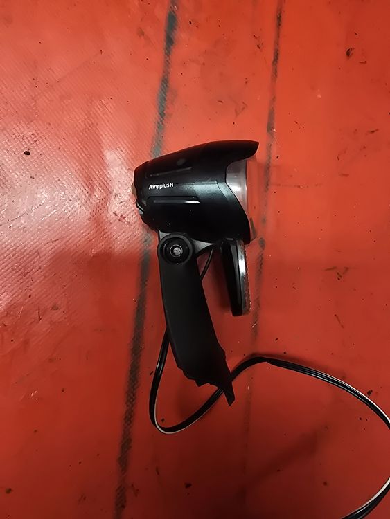 Axa Aury Plus N Scheinwerfer für Velo, Top Zustand! (Gebraucht) in ...