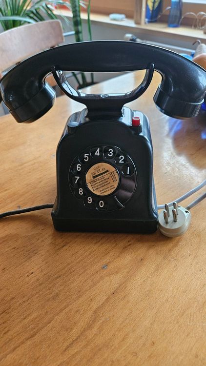 Vintage Bakelit Telefon Schwarz, Rarität, Top Zustand! (Gebraucht) in ...