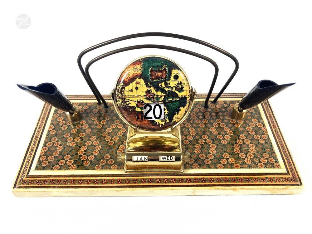 Vintage Schreibtisch-Set Ewiger Kalender Weltkarte Gold (Gebraucht) in Wetzikon ZH für CHF 15 ...