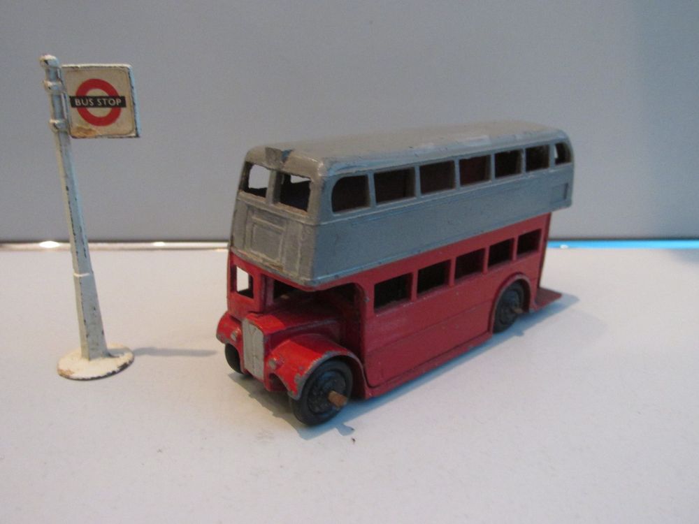 Douple Deck Bus Dinky Toys 29c post-war inkl. Busstop 1:43 | Kaufen auf ...