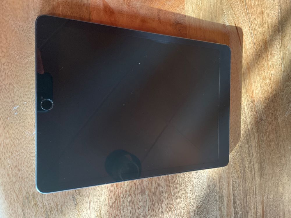IPad 6. Gen | Kaufen auf Ricardo