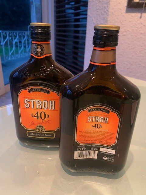2 Flaschen Stroh Rum (40%) je 0.5L (Neu (gemäss Beschreibung)) in ...