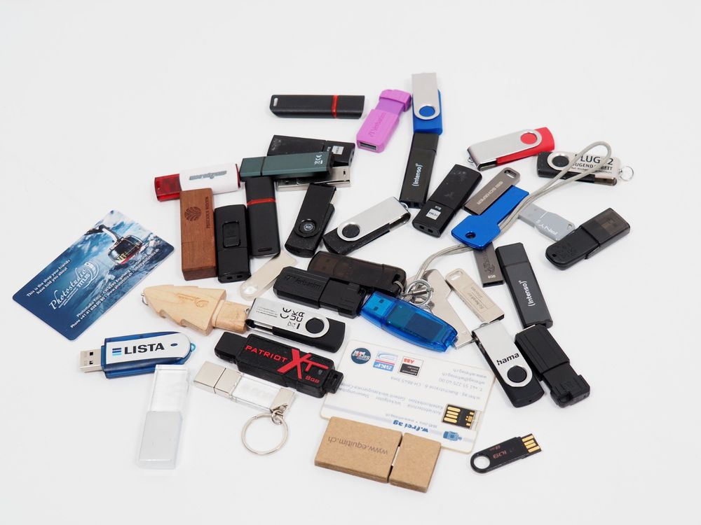40 Stk. 8GB USB Sticks 2.0 (24040116) (Gebraucht) in für CHF 19 – mit ...