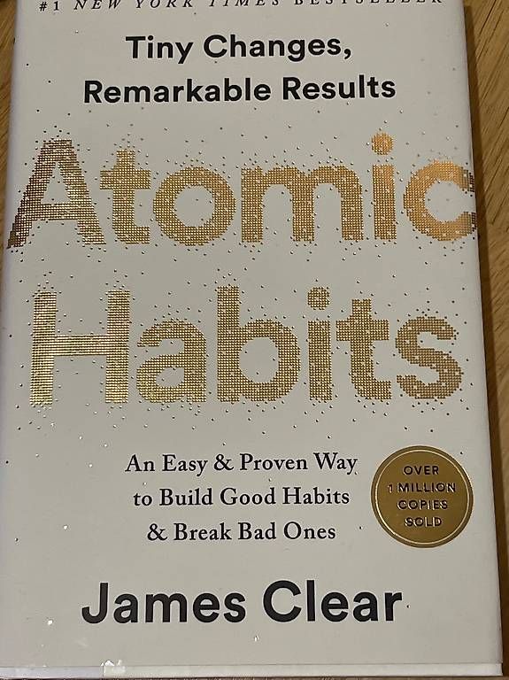 Atomic Habits - J. Clark (Gebraucht) in Luzern für CHF 5.5 – nur ...