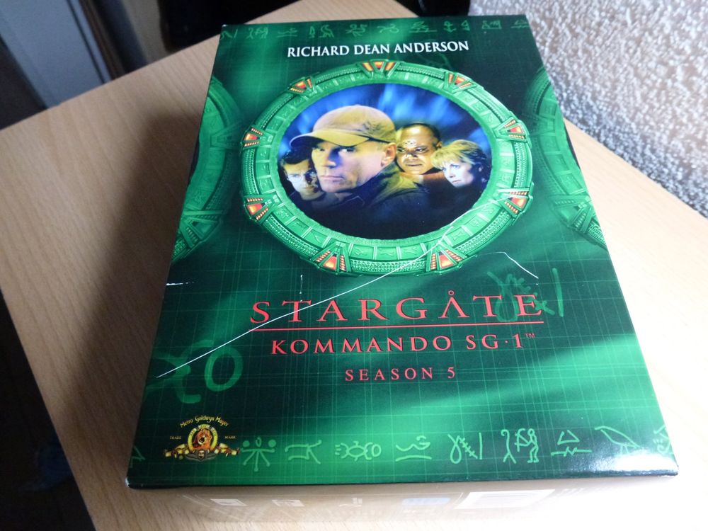 Stargate Staffel 5 (6DVD) (Gebraucht) in Hombrechtikon für CHF 1 – mit ...