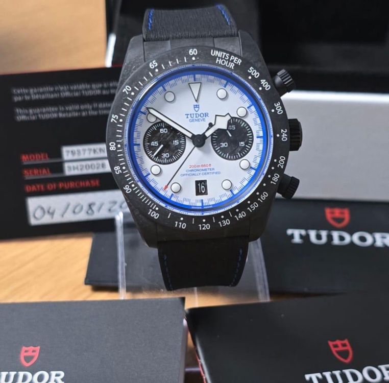 TUDOR FLAMINGO BLACK Bay Chrono CARBON 2025 FULL SET (Neu und ...