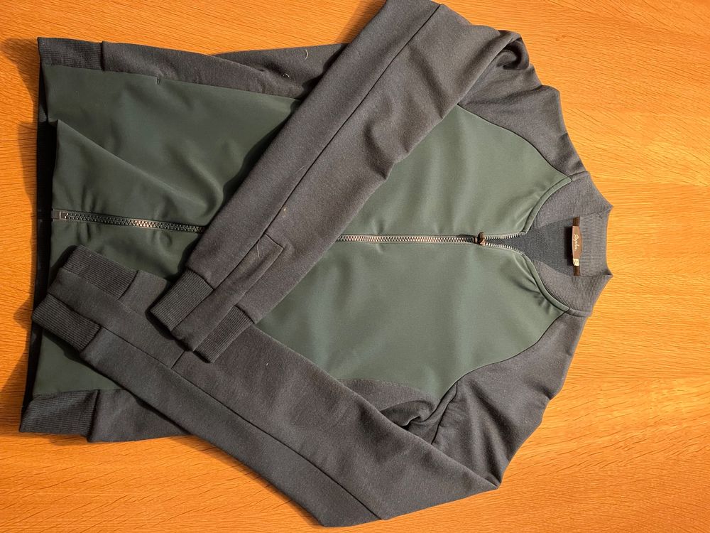 Rapha Track Jacket Merino mit Windschutz vorne (Gebraucht) in Ligerz für CHF 31.5 – mit ...