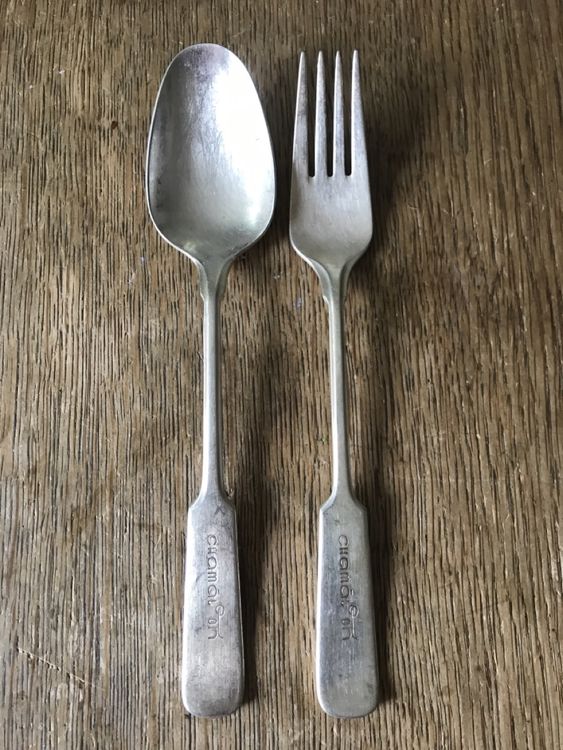 Silberbesteck 2 teilig (Gebraucht) in Baden für CHF 6 – mit Lieferung auf Ricardo kaufen