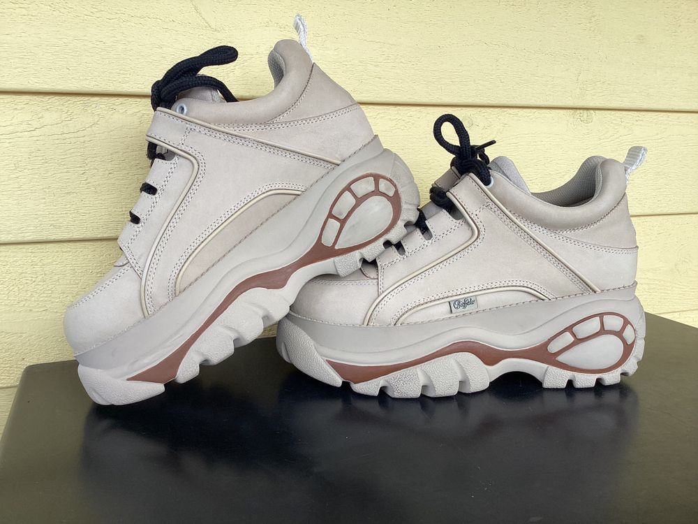 Buffalo Plateau Classic Boots Unikat (Gebraucht) in für CHF 79 – mit ...