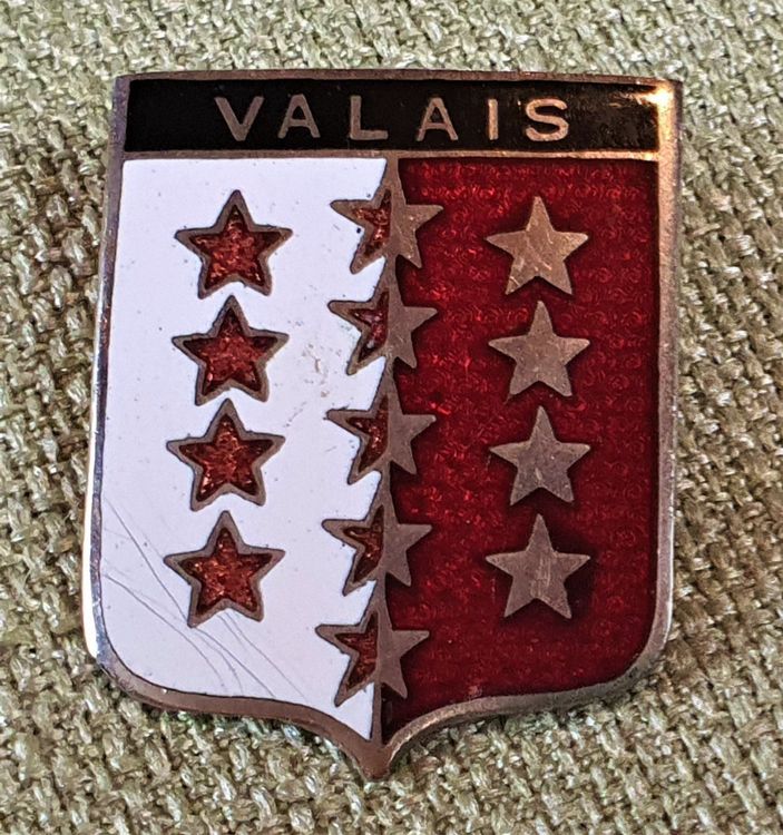 E853 Alter Wappen Anhänger Valais Wallis (Gebraucht) in Reinach BL für CHF 3 – mit Lieferung auf ...