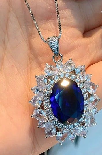 Saphir Anhänger mit Kette Silber (Neu (gemäss Beschreibung)) in Wangs ...