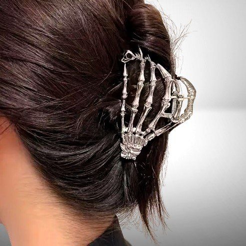 ☠️ Gothic Skelett-Hand Haarklammer – Der düstere Look! 🖤💫 (Neu und ...