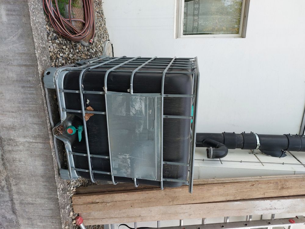 Regenwassertank 1000 Liter (Gebraucht) in für CHF 16 – nur Abholung auf ...