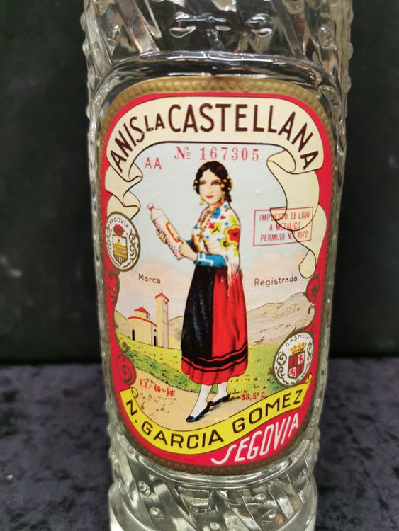 ANIS DE SEGOVIA ANCIENNE BOUTEILLE ENTAMÉE (Gebraucht) in Genève für CHF 10 – mit Lieferung auf ...