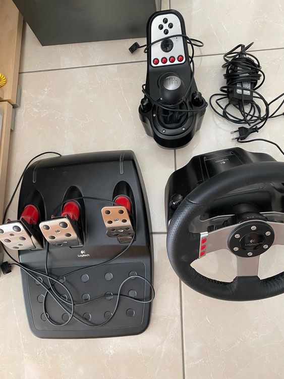 Logitech G27 Racing und Pedal Set | Kaufen auf Ricardo