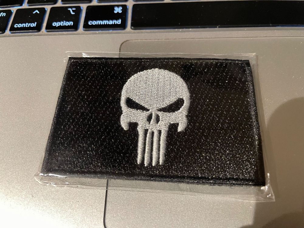 Patch Klett Punisher schwarz Armee (Neu und originalverpackt) in Oberiberg für CHF 15.4 – mit ...