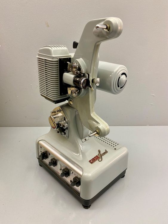 VINTAGE 8mm PROJEKTOR „CIRSE SOUND“ AB 1.-!!! | Kaufen auf Ricardo