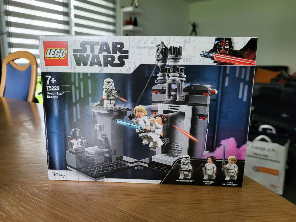 LEGO Star Wars 75229 Death Star Escape (Neu und originalverpackt) in ...