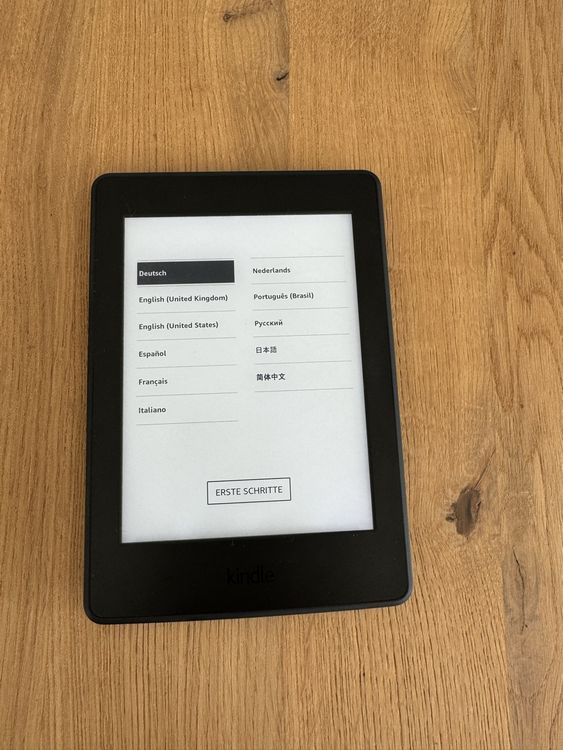 Amazon Kindle Paperwhite eReader with red case | Kaufen auf Ricardo