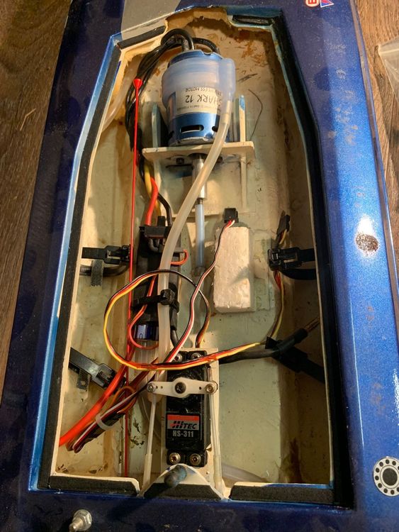 RC Boot Graupner Hydrospeed RED BULL | Kaufen auf Ricardo