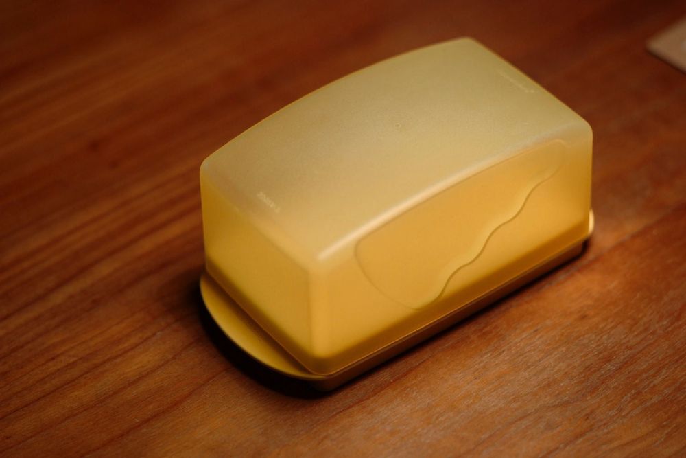 Tupperware Butter (Gebraucht) in Krattigen für CHF 8 – mit Lieferung ...