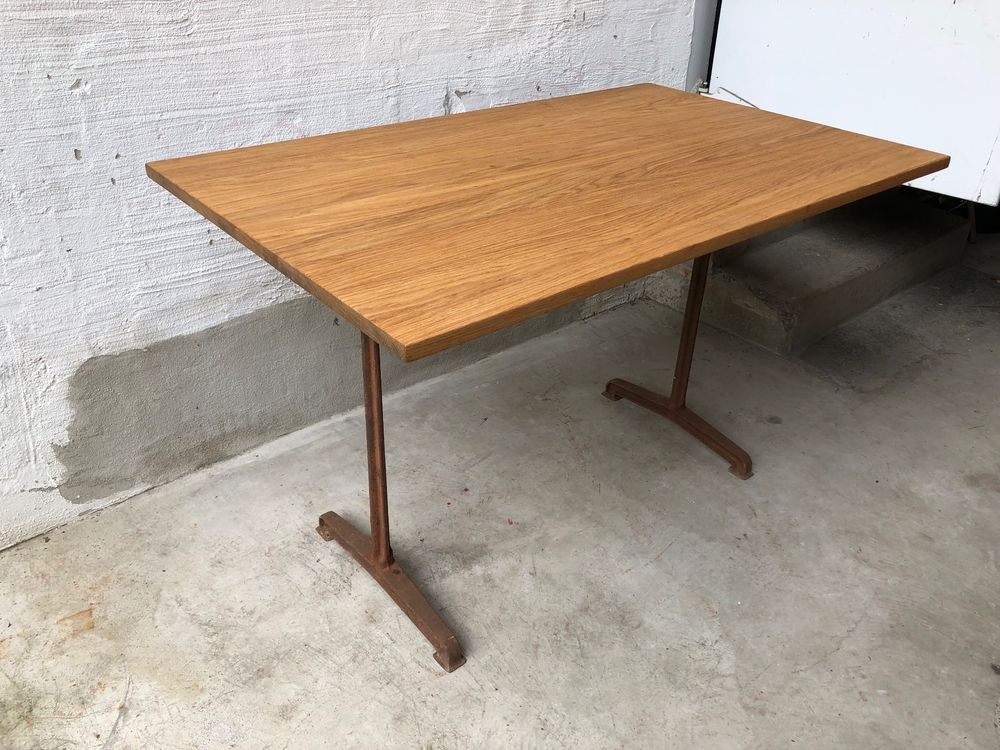 Zwei Bistrotische Eiche (Gebraucht) in Basel für CHF 650 – nur Abholung auf Ricardo kaufen