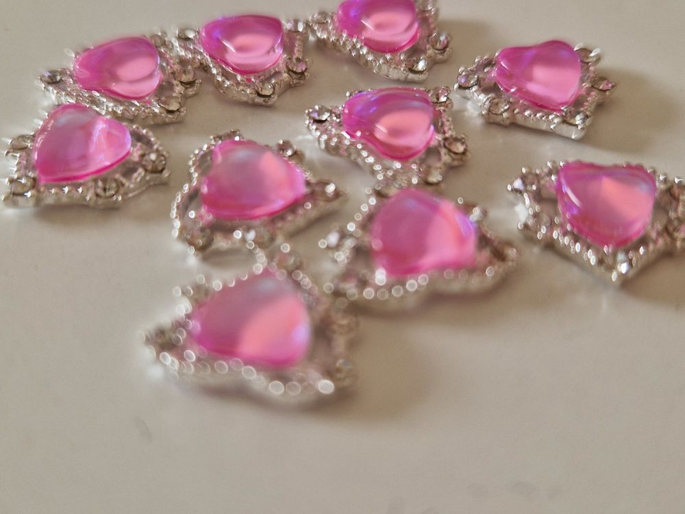 10 Herzen Strass z. Aufnähen oder kleben, Knopf, Knöpfe | Kaufen auf Ricardo
