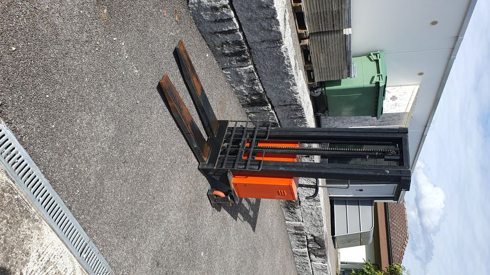 Elektro Hubstapler (Gebraucht) in Worben für CHF 250 – nur Abholung auf ...