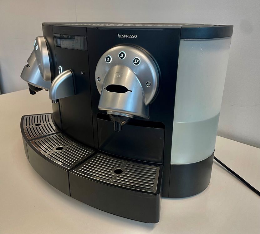 Nespresso Gemini CS 200 Pro (Gebraucht) in Thun für CHF 146 – nur ...