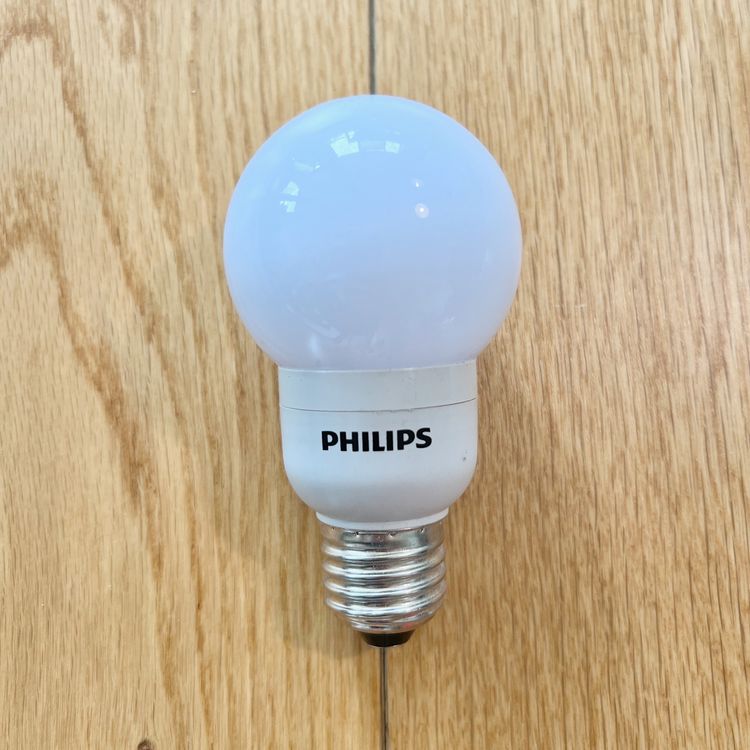 Philips LED Leuchte RGB E27 | Kaufen auf Ricardo