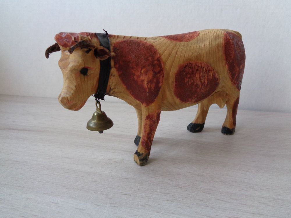 ALTE KUH HOLZKUH GESCHNITZT HANDARBEIT ORIGINAL ALT | Kaufen auf Ricardo