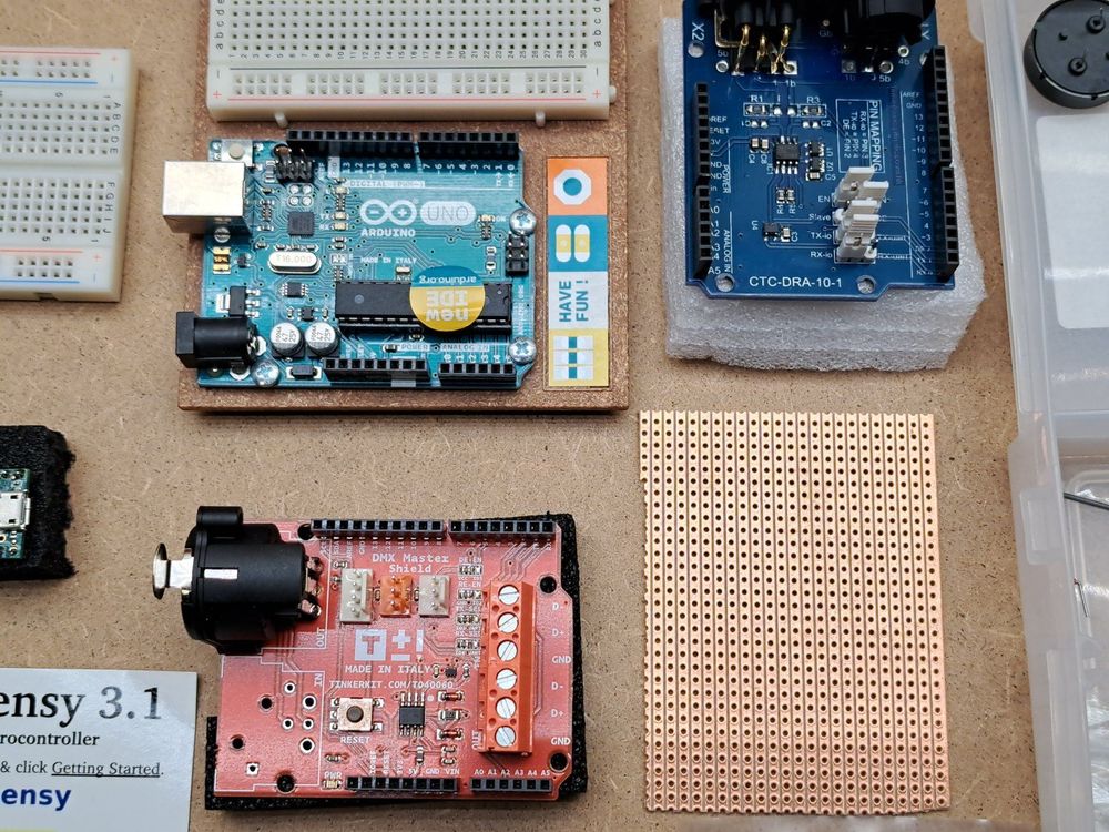 Arduino UNO Kit; Teensy 3.1; DMX Master Shield; CTC-DRA-10-1 (Gebraucht ...