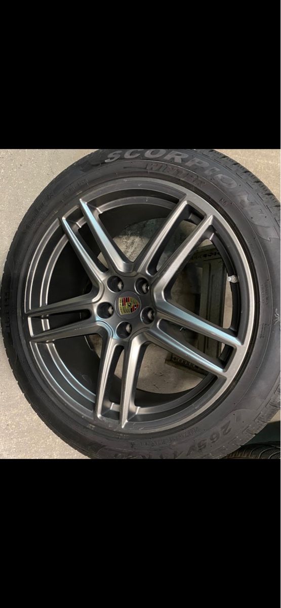 Roues hiver 20 Porsche Macan GTS Turbo II III d’origine (D'occasion) à ...