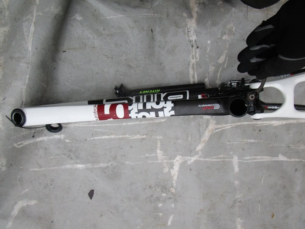 leichter Fully BMC Carbon Rahmen Grösse S f.26" 2300g (Gebraucht) in Ottikon für CHF 200 – mit ...