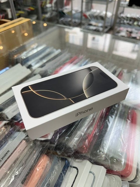 IPHONE 16 PRO 256GB NATURAL TITANIUM FABRIKNEU!!! (Neu und originalverpackt) in Zürich für CHF ...