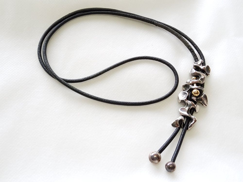 Collier Gilbert Albert en argent 800 avec clou en or 18K (Gebraucht) in ...