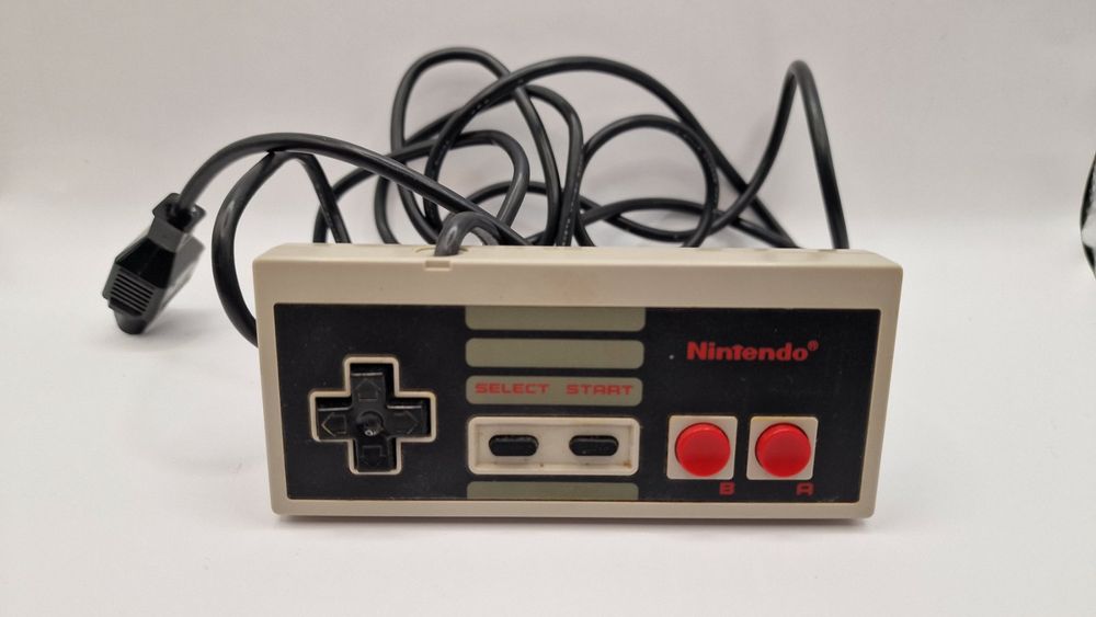 Original Nintendo NES Controller (Gebraucht) in Düdingen für CHF 14.9 ...