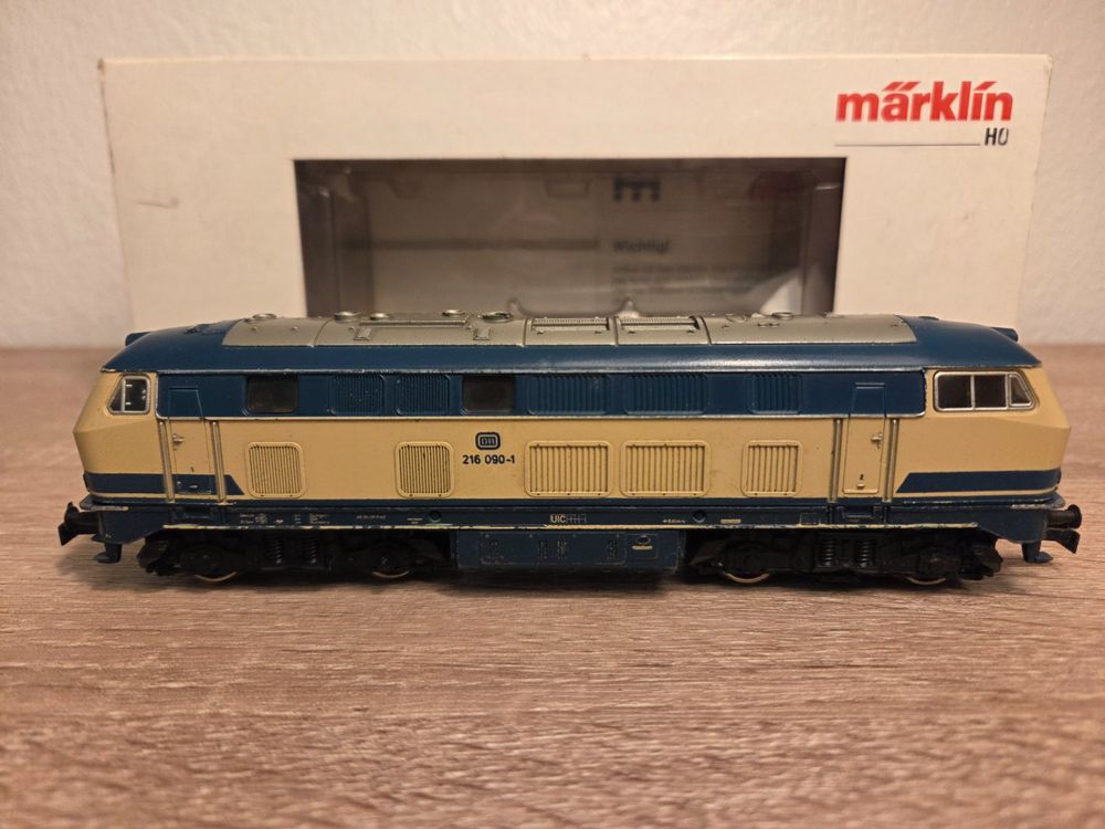 Märklin 3074 Diesellok BR 216 DB H0 (1) (D'occasion) à St-Aubin-Sauges ...
