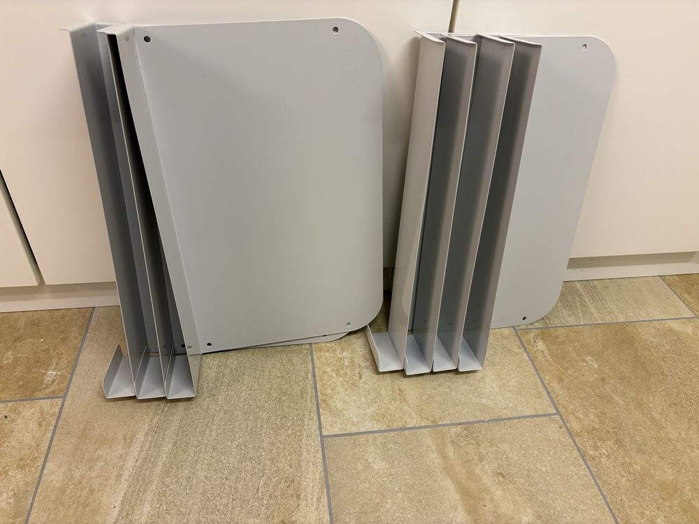 Regal Trennwände verschiebbar (Gebraucht) in Wölflinswil für CHF 15 ...