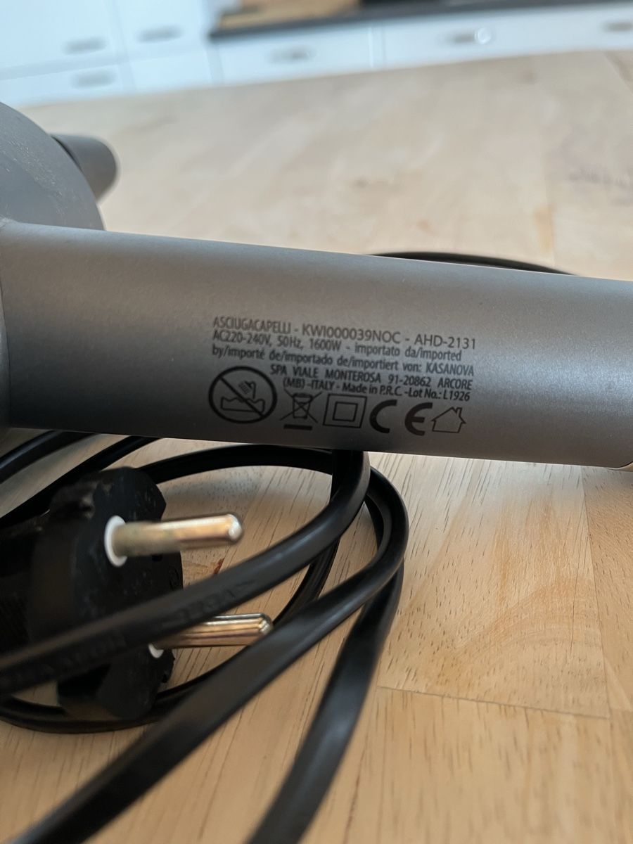 Sèche-cheveux Kasanova gris – Très bon état – Peu utilisé (D'occasion ...