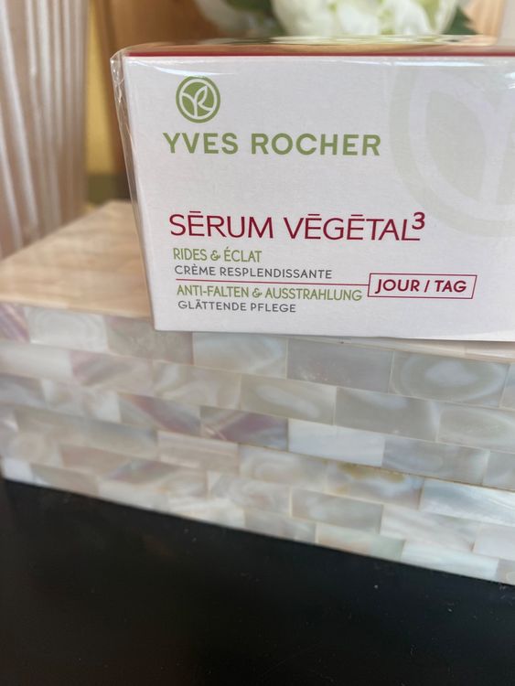 Yves Rocher Sérum végétal Rides et éclat neuf | Kaufen auf Ricardo